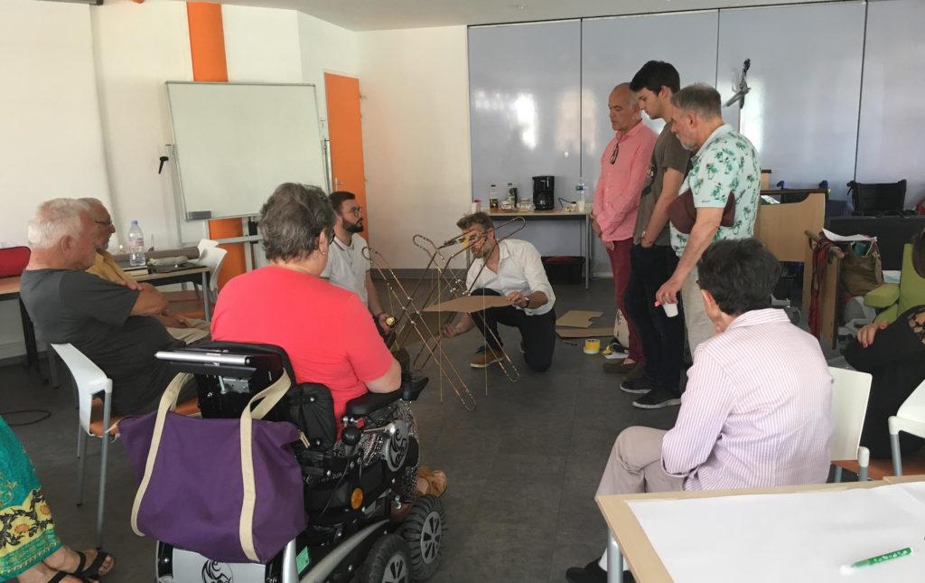 La flâneuse : un objet mixte et pour toutes les générations. - Décoll'ages